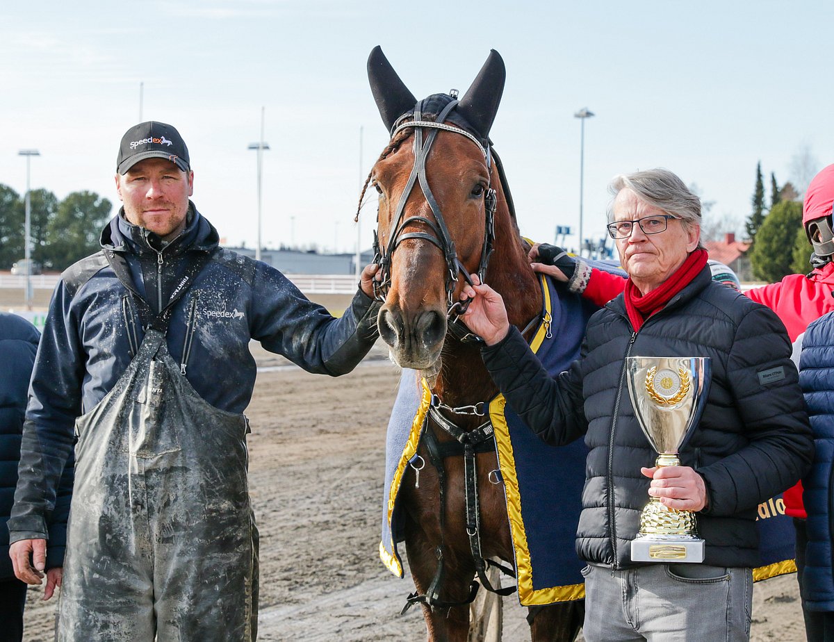 Raviurheilun ratsastava valon lähettiläs